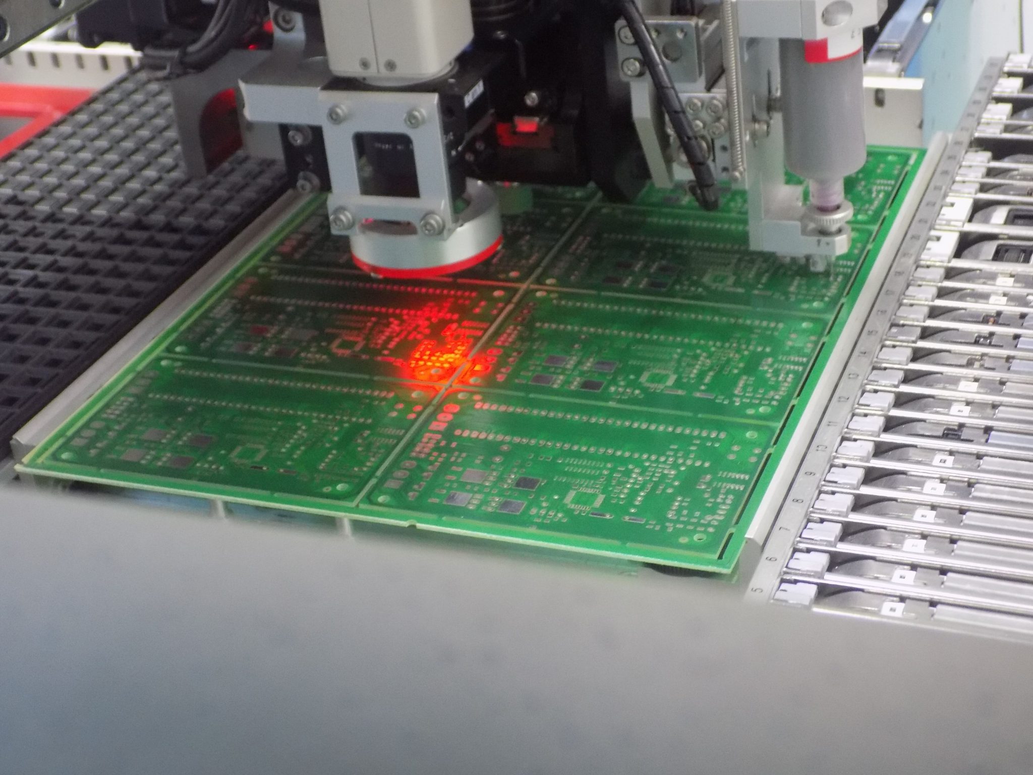 Η Εταιρεία | Σχετικά με την ALFA electronics | Generating Solutions